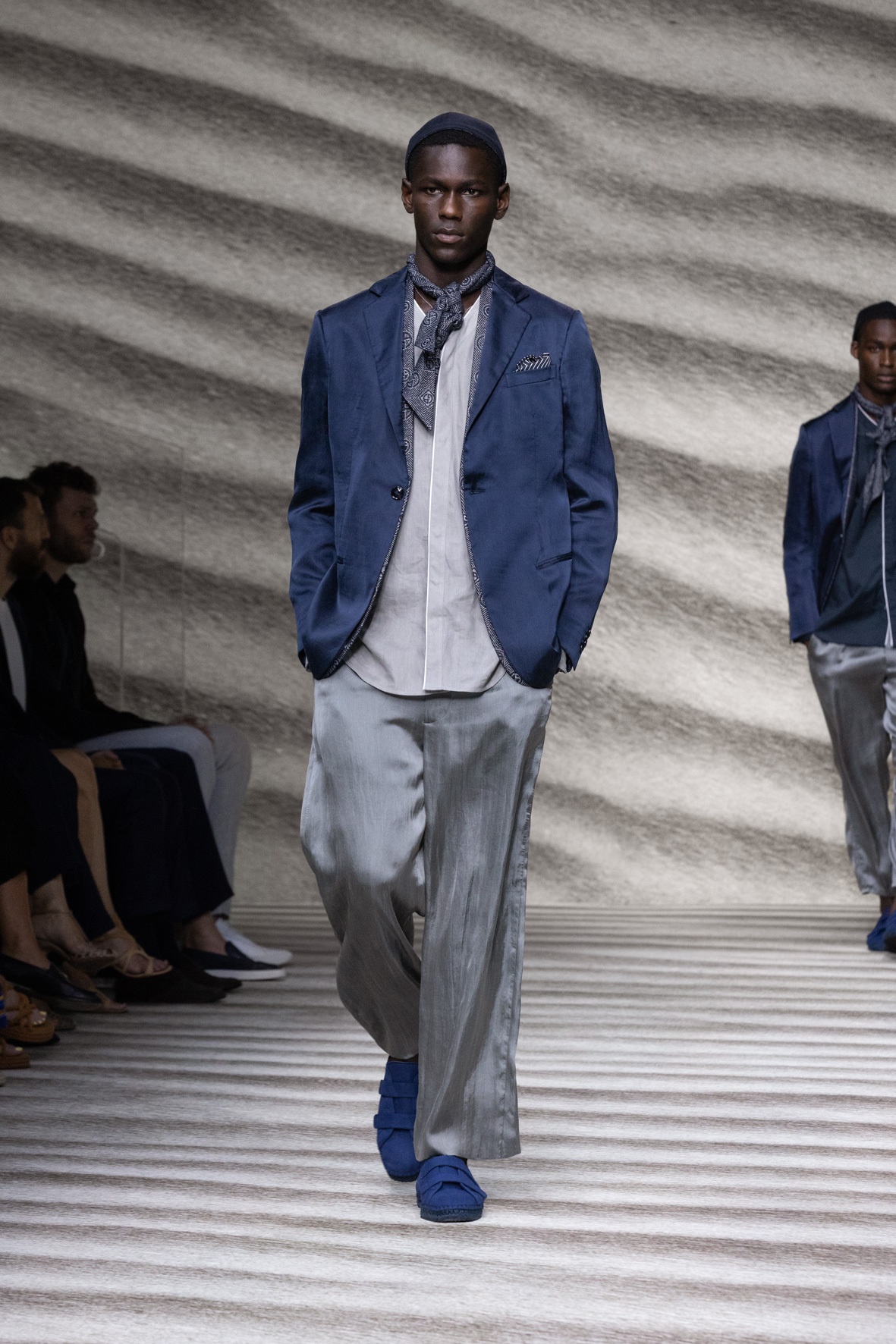 Armani®阿玛尼中国官网丨和谐与优雅之间的统一